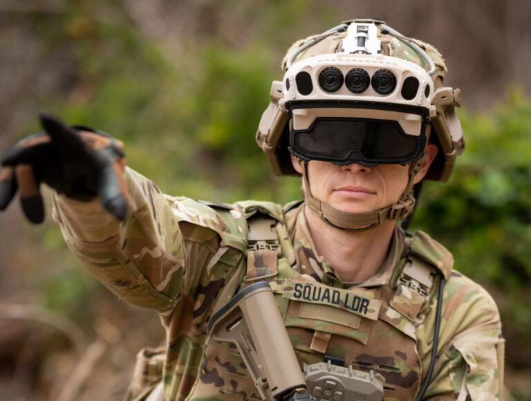 What are the different types of wearable military connectors?